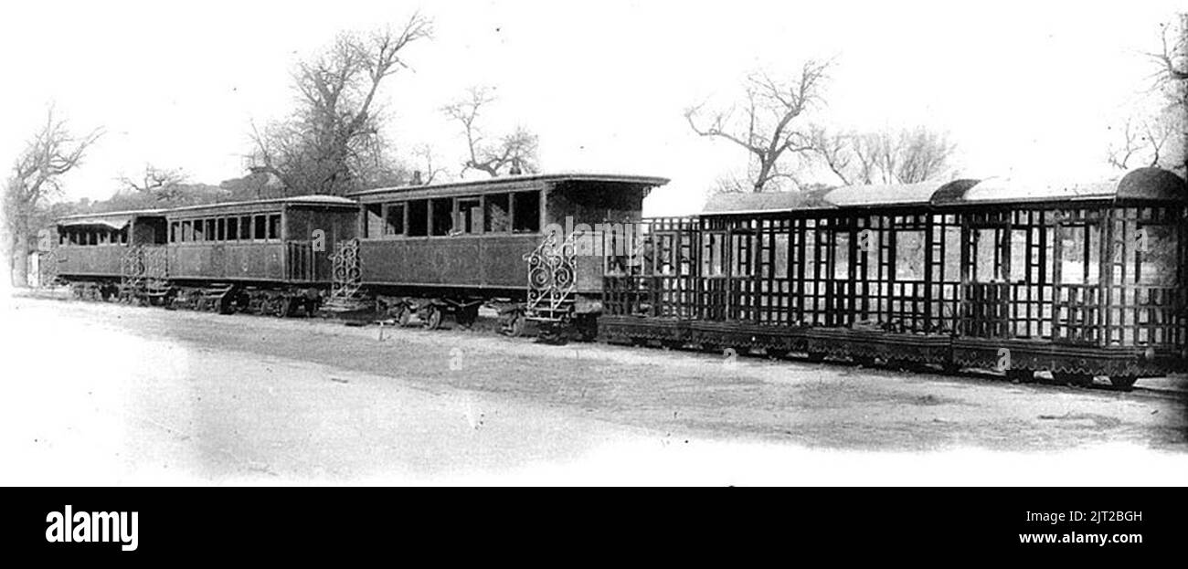 Train impérial construit par l’industrie française. - Ce train était ...