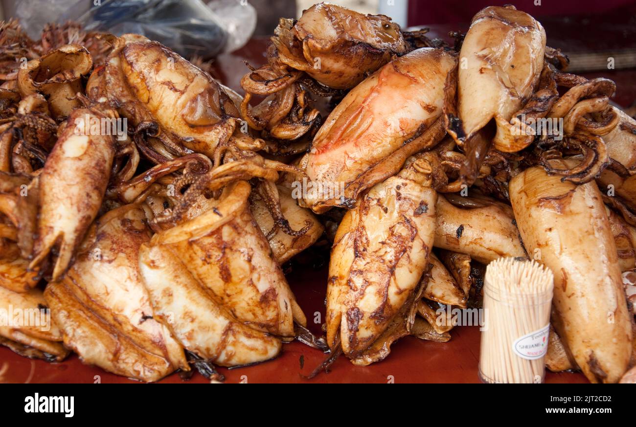 Cooked Squid on sale at Fish Market, Dar-es-Salaam, Tanzania, Africa ...