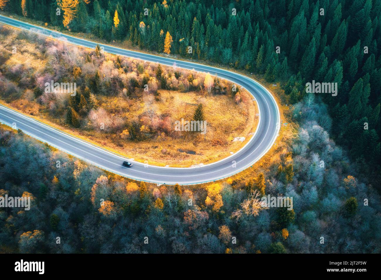 Fall mountain hi-res stock photography and images - Alamy