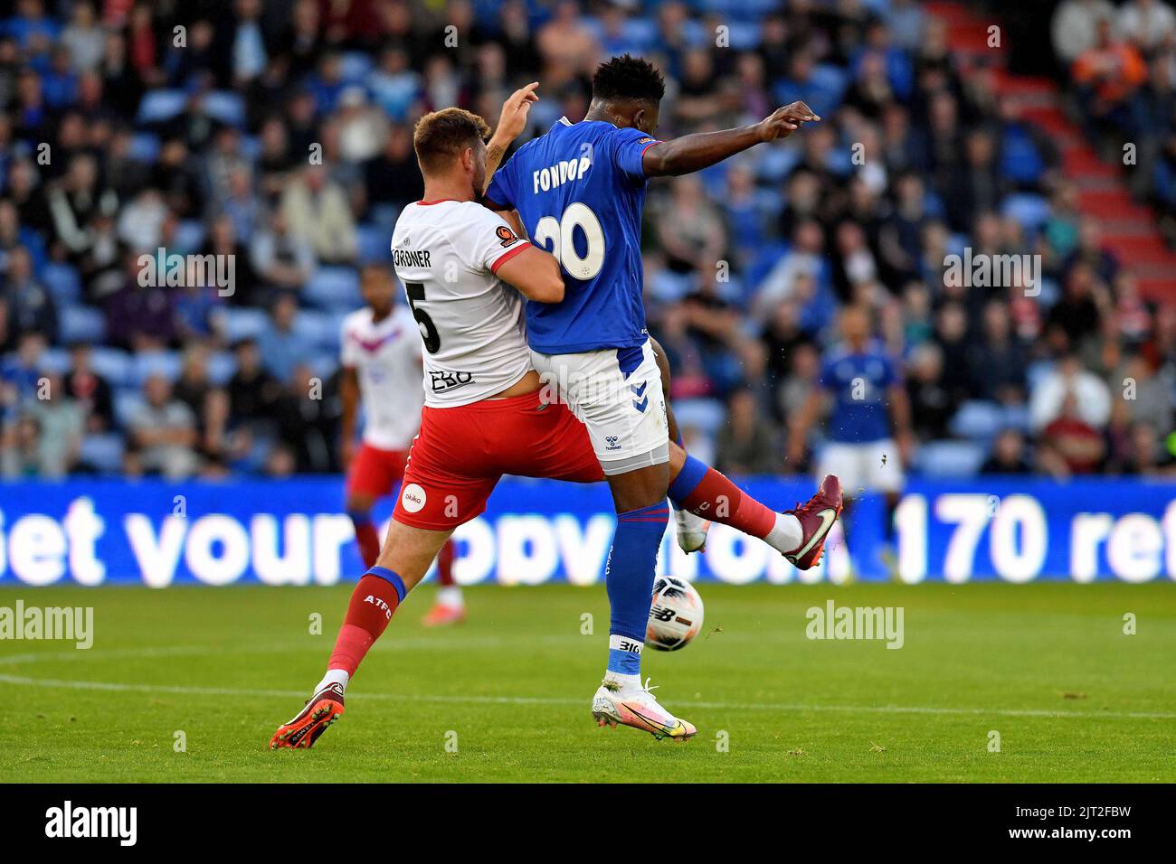 Mike fondop talom hi-res stock photography and images - Alamy