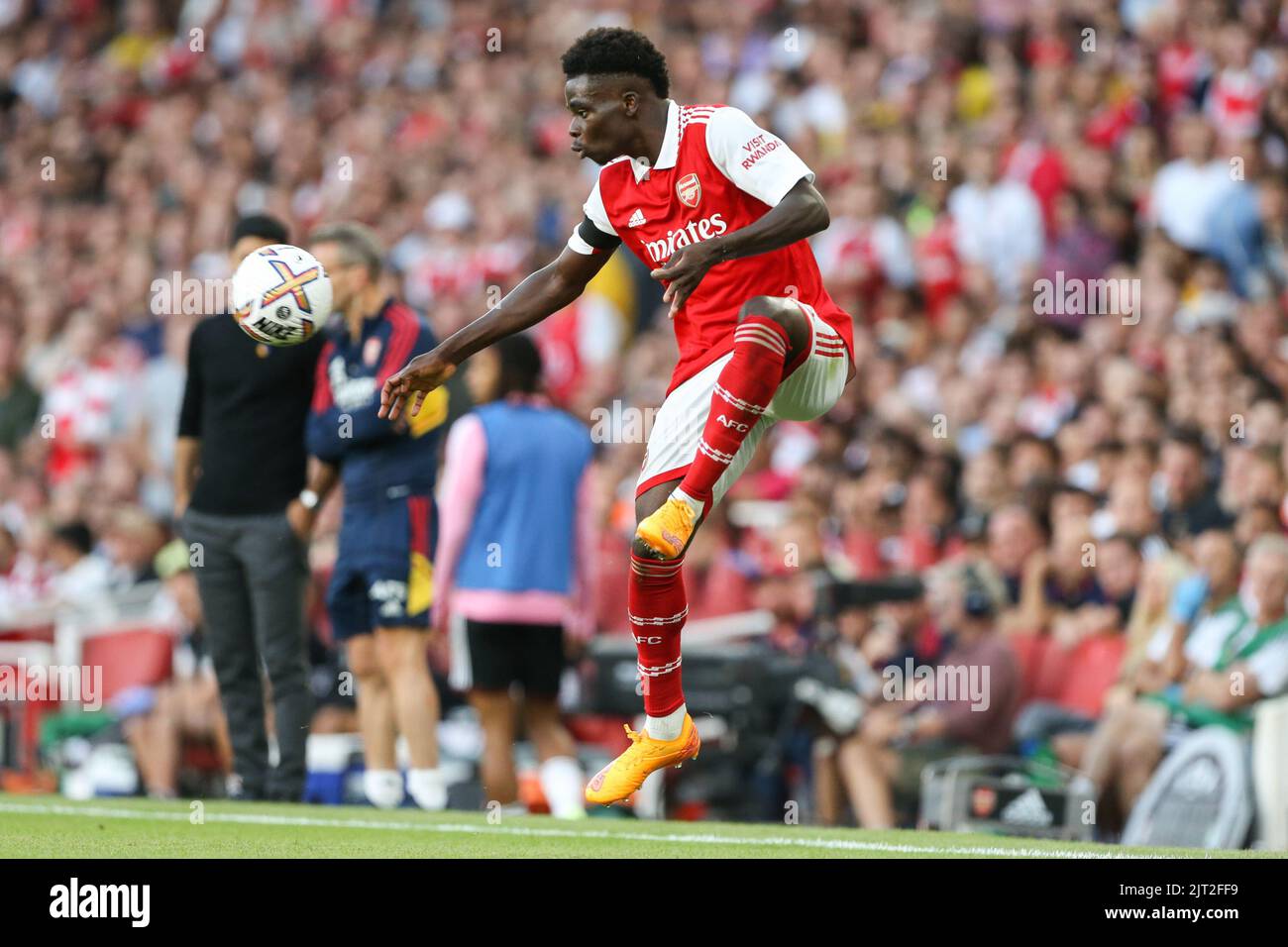 Bukayo Saka #7 of Arsenal controls the ball Stock Photo - Alamy