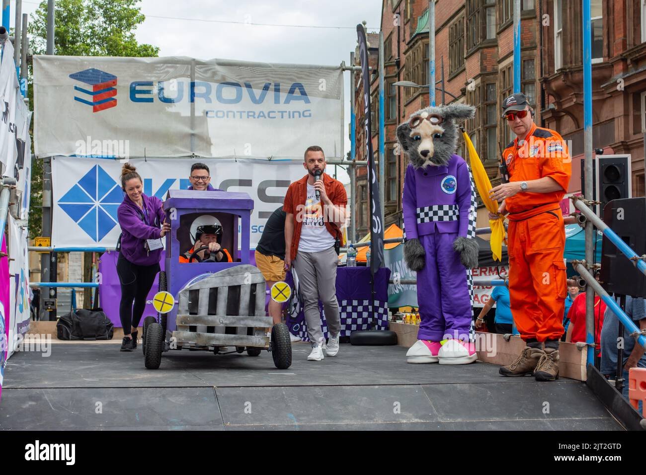 Dast carts hi-res stock photography and images - Alamy