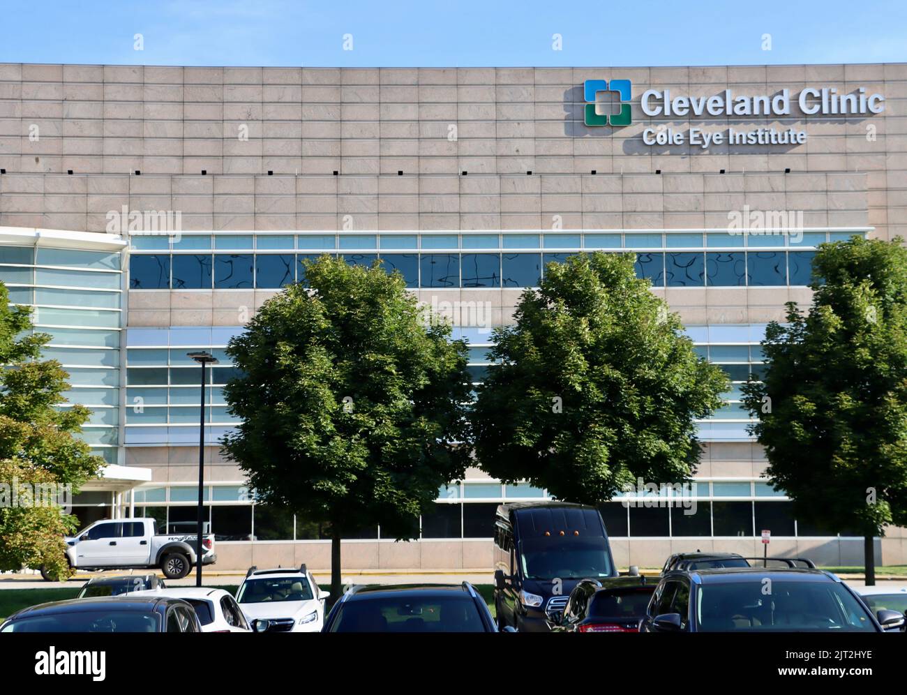 Cole Eye Institute Cleveland Clinic On X: "The Jeffrey And Patricia