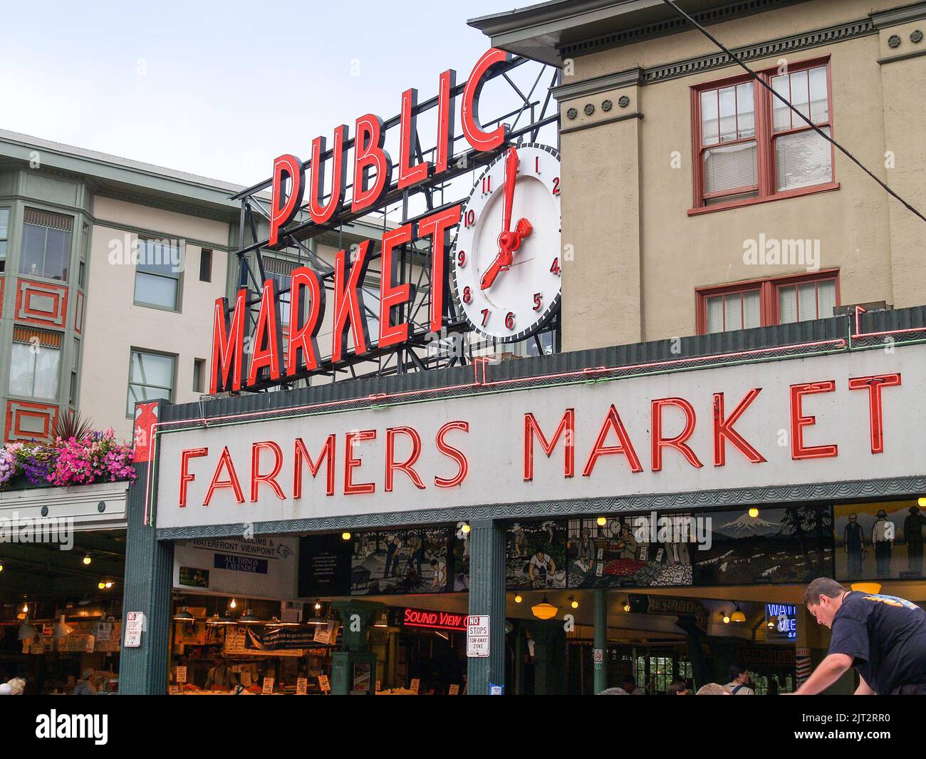 Seattle USA - July 20 2008; Pyke Place famous Farmers Market and ...