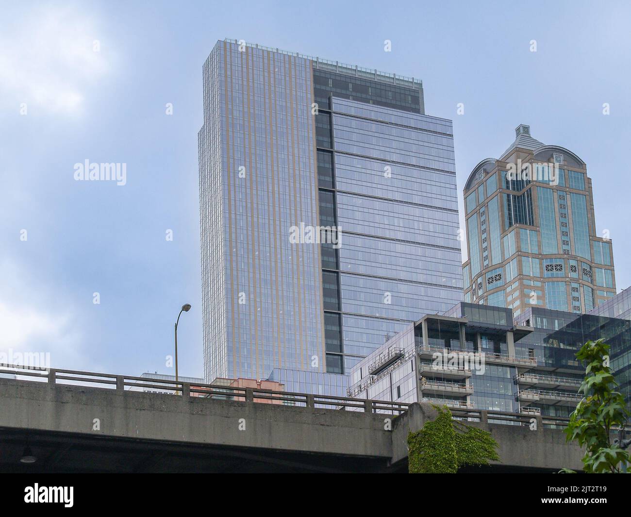 Tall prominent structure hi-res stock photography and images - Alamy