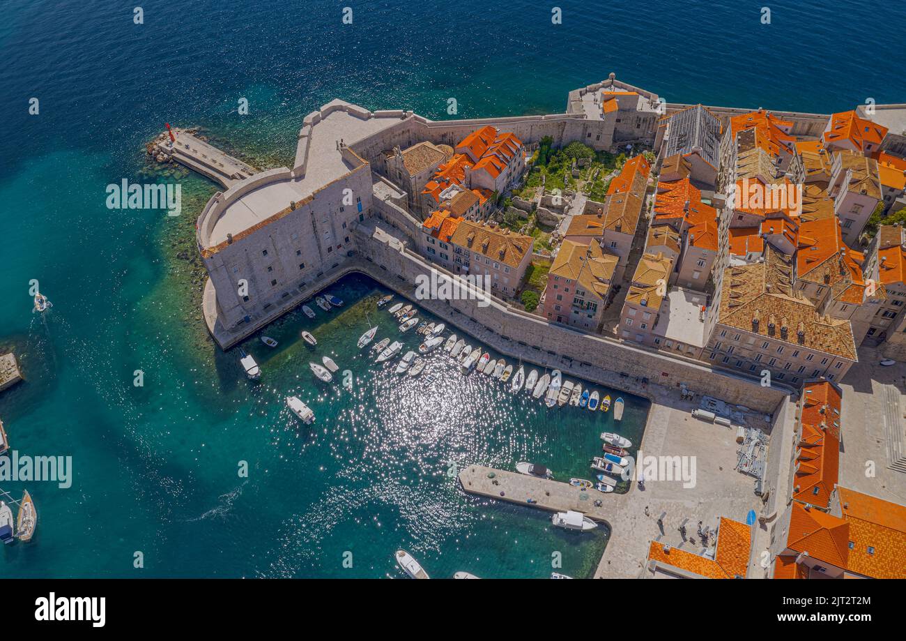 Porporela pier hi-res stock photography and images - Alamy