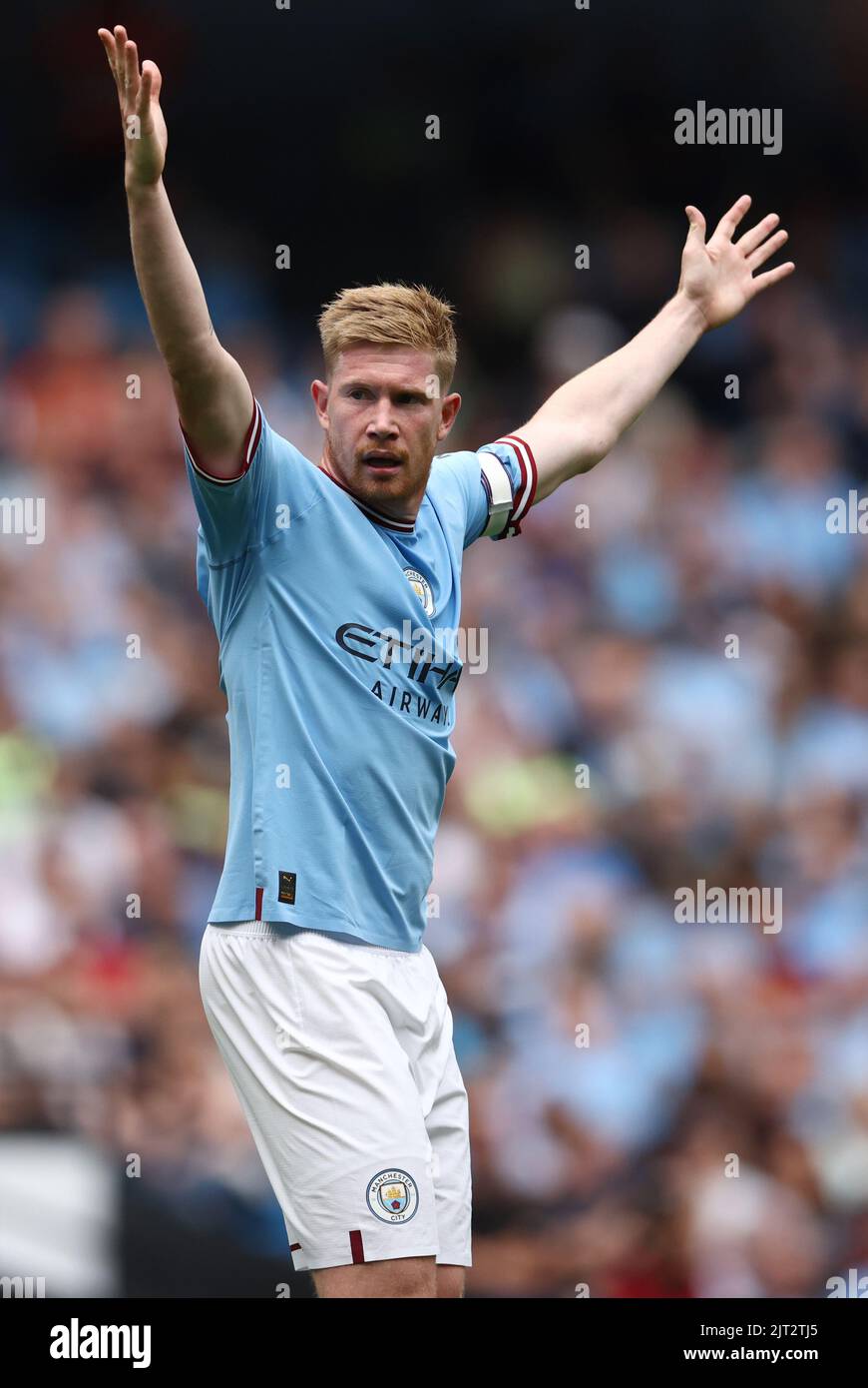Kevin de bruyne 2022 premier league hi-res stock photography and images ...