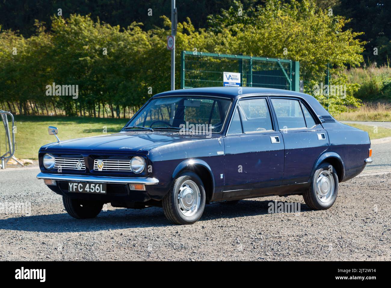 classic vintage dark blue 1973 vintage morris marina car YFC456L at ...
