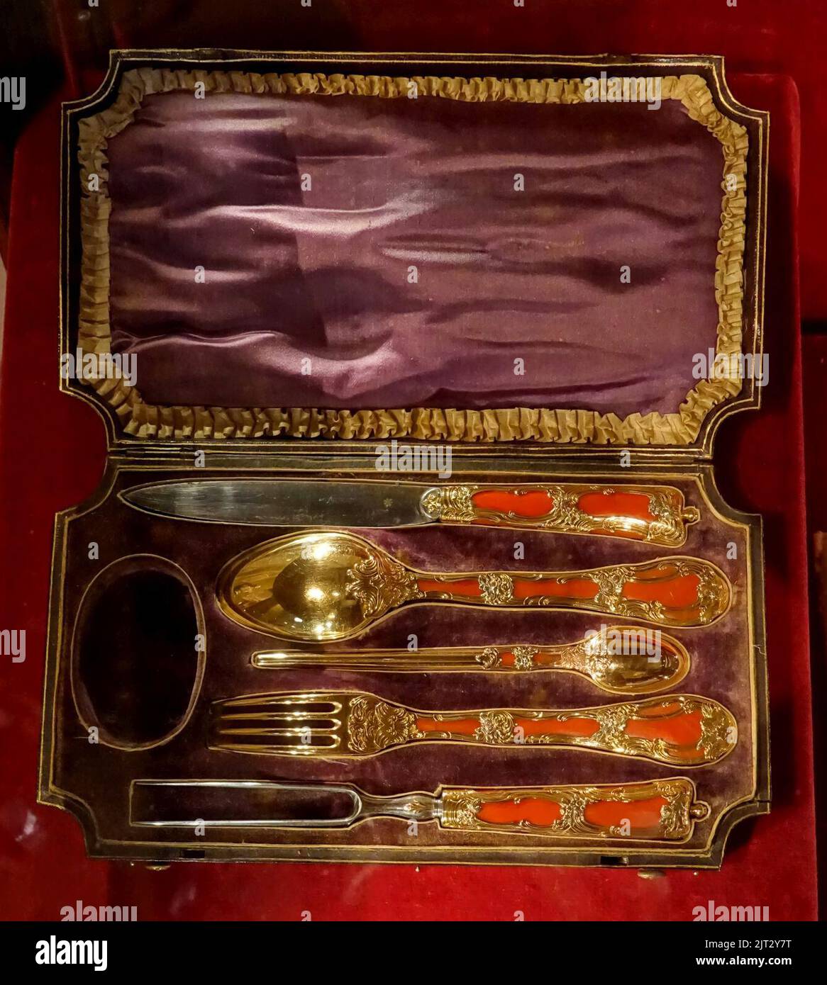 Traveling canteen given by Tsar Nicholas I to the 6th Duke of ...