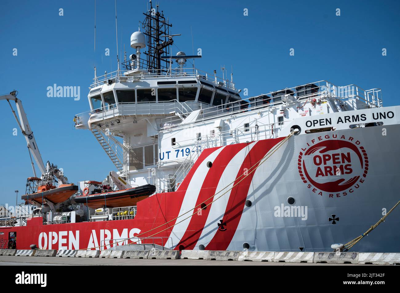 Messina, Italy. 27th Aug, 2022. Open Arms Uno arrives at the port The ...