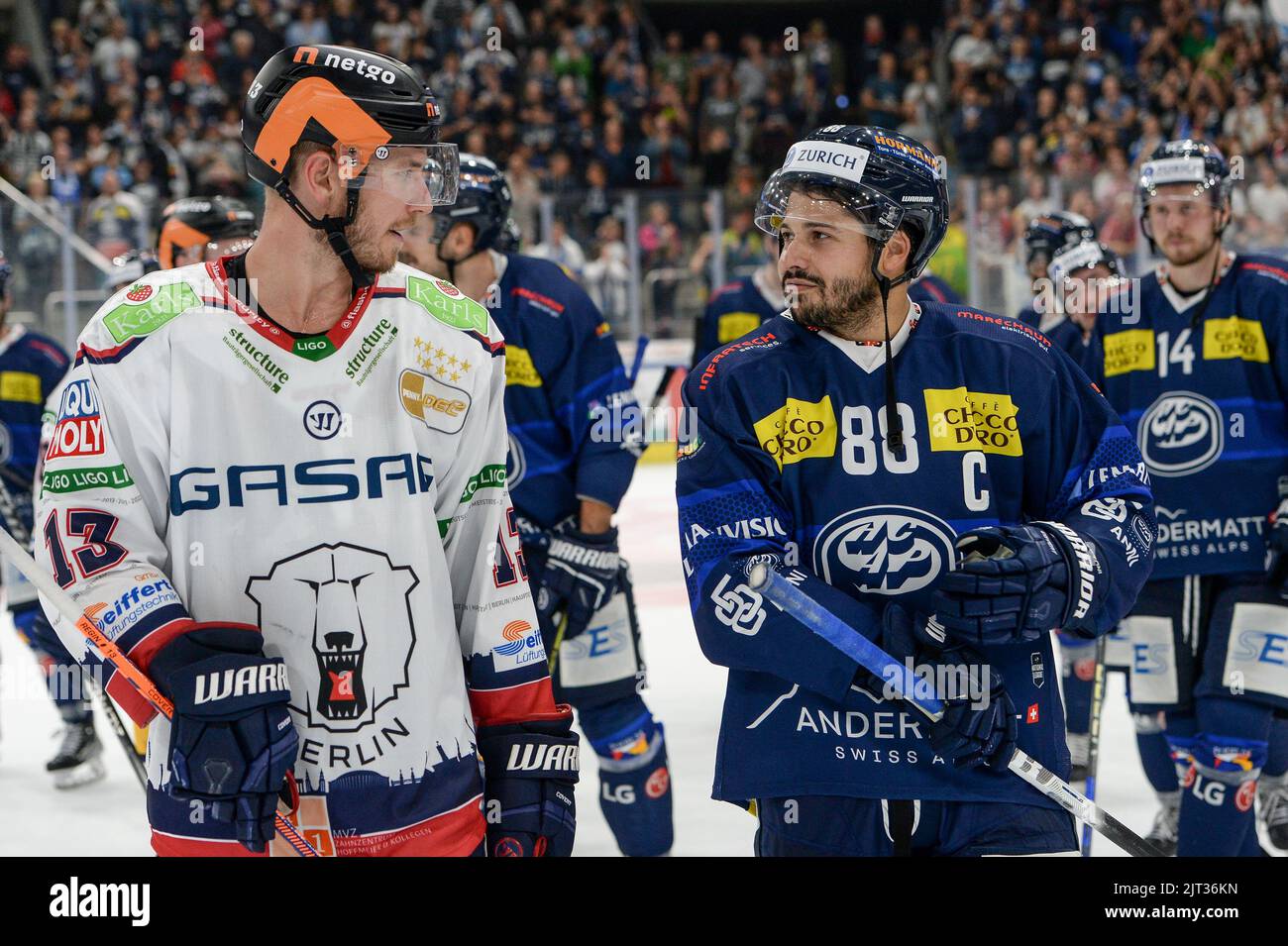27.08.2022, Quinto, Gottardo Arena, HC Ambri-Piotta - Eisbaren Berlin ... 27.08.2022, Quinto, Gottardo Arena, HC Ambri-Piotta - Eisbaren Berlin ...