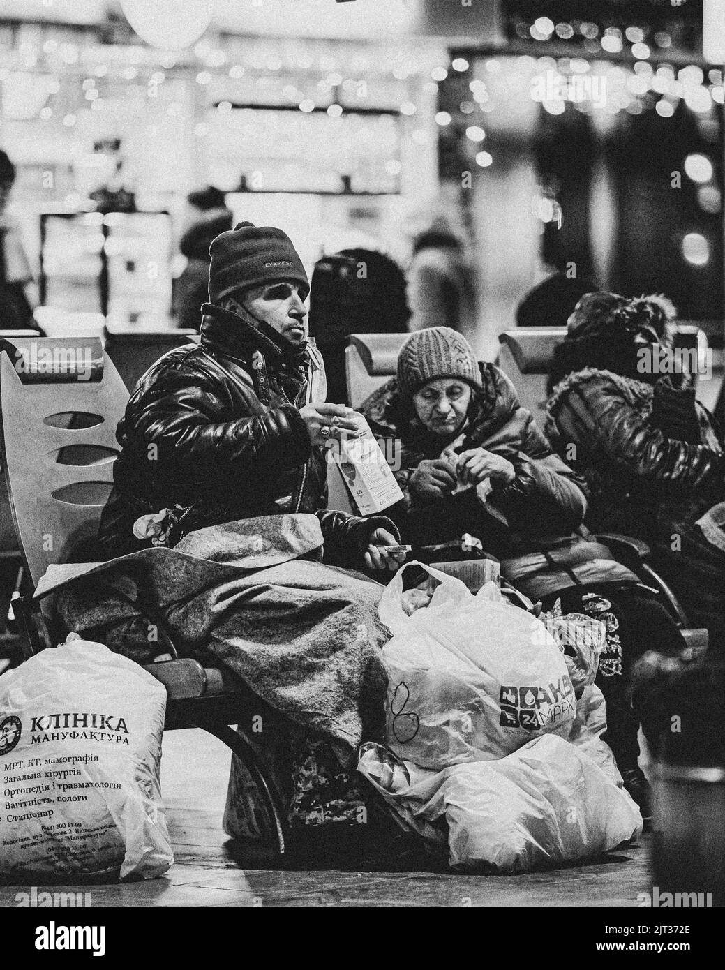 Homeless cold black woman Black and White Stock Photos & Images - Alamy