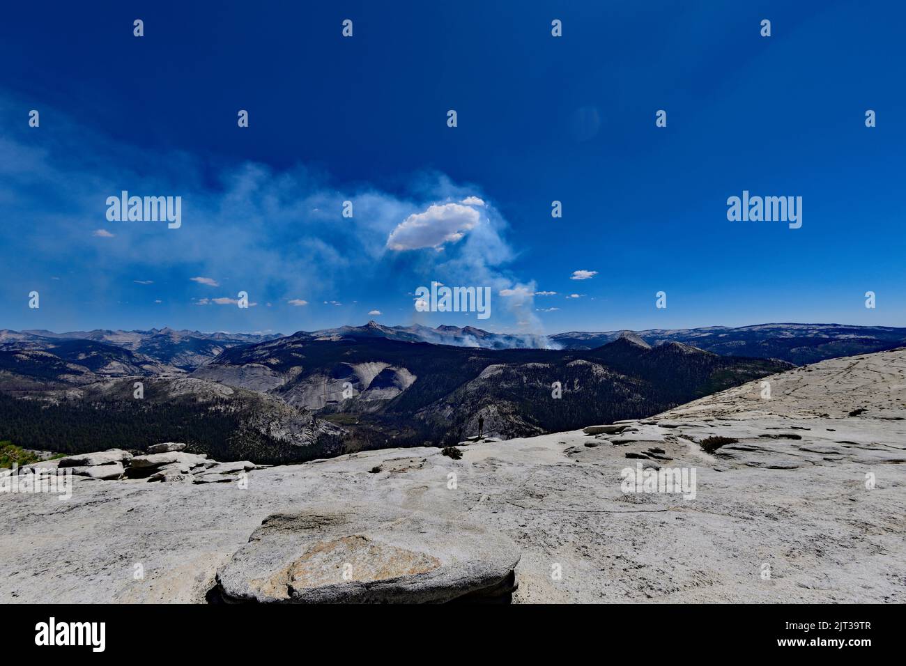 Yosemite fire 2022 hi-res stock photography and images - Alamy