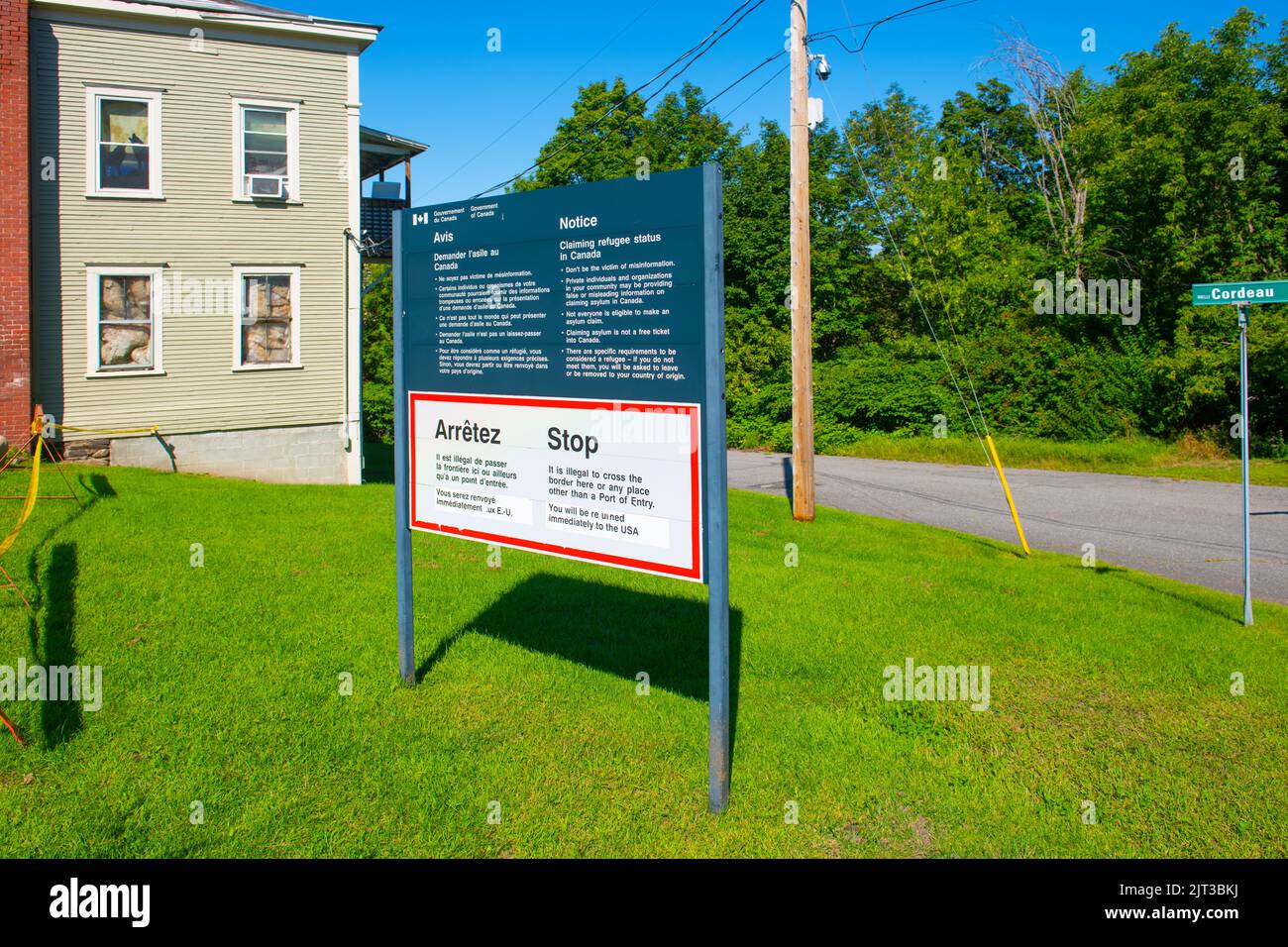 Vermont canada border hi-res stock photography and images - Alamy