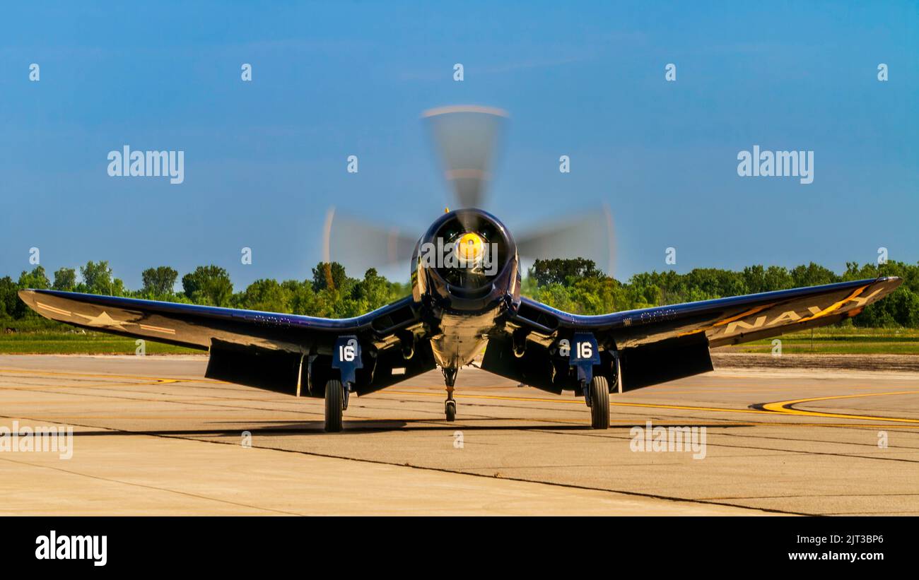 F4u corsair wwii hi-res stock photography and images - Alamy