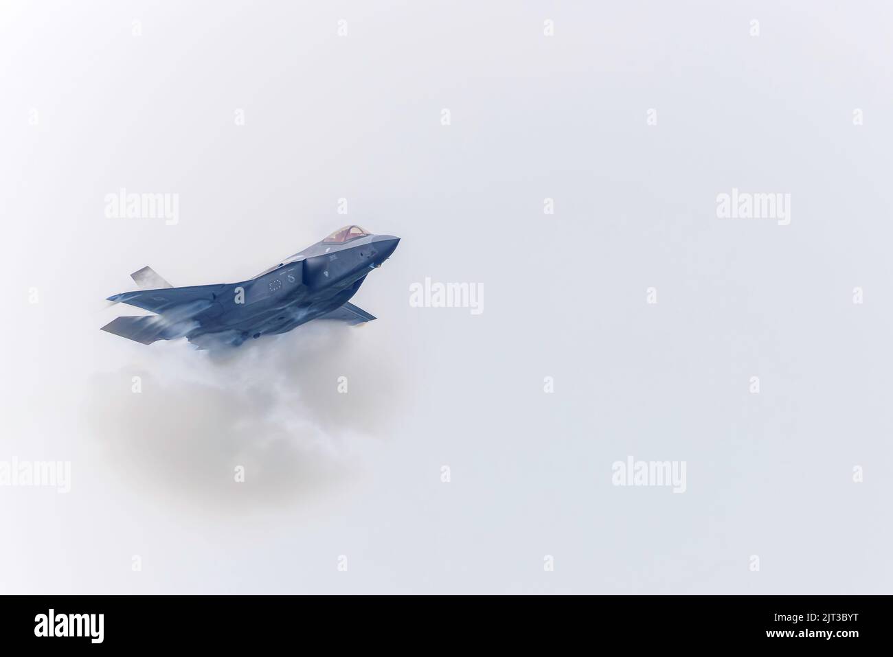 F 35 lightning ii aircraft hi-res stock photography and images - Alamy