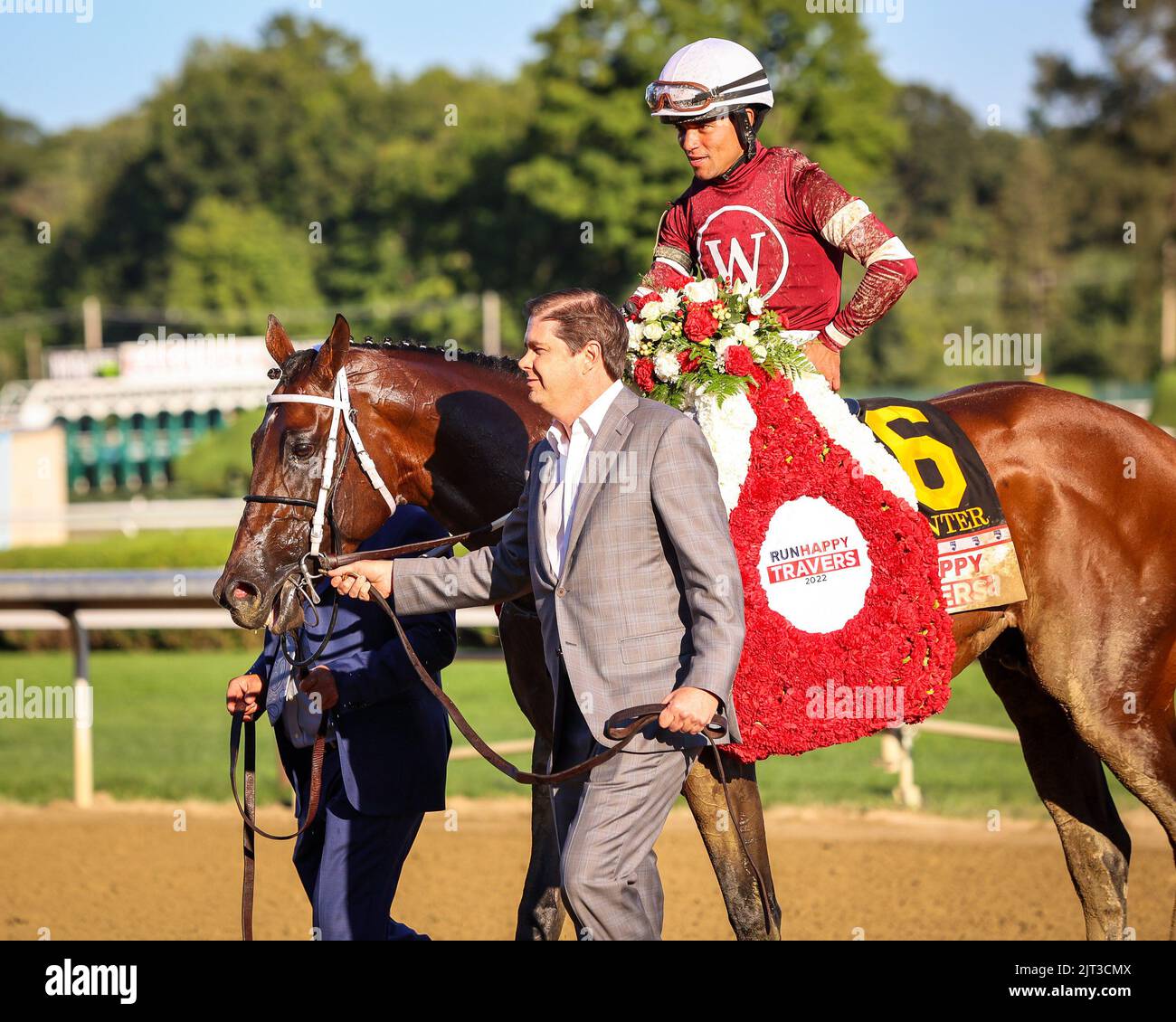 Saratoga race track winner's circle hi-res stock photography and images ...