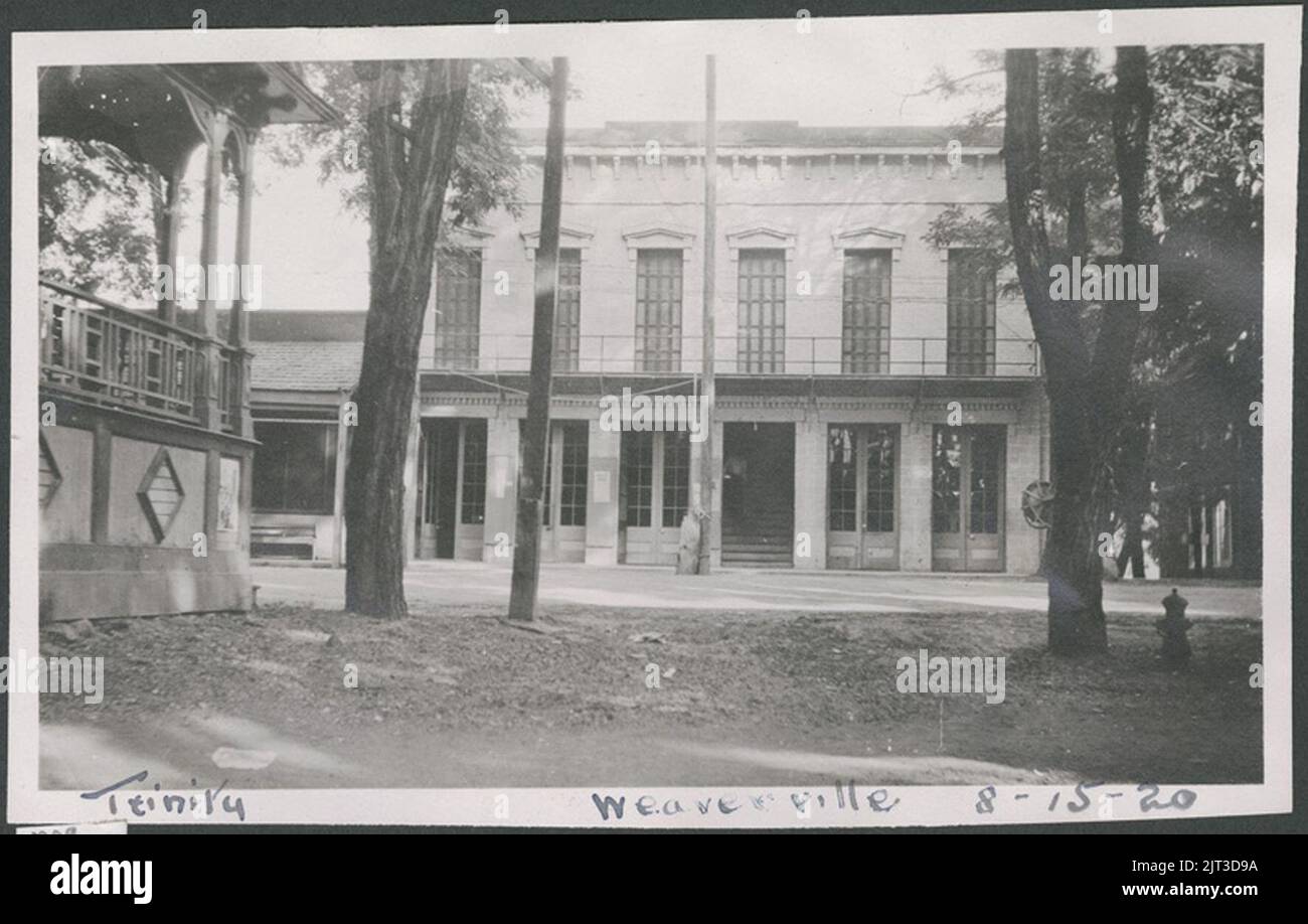 Trinity County courthouse (1920, Gundrum, wide view Stock Photo - Alamy