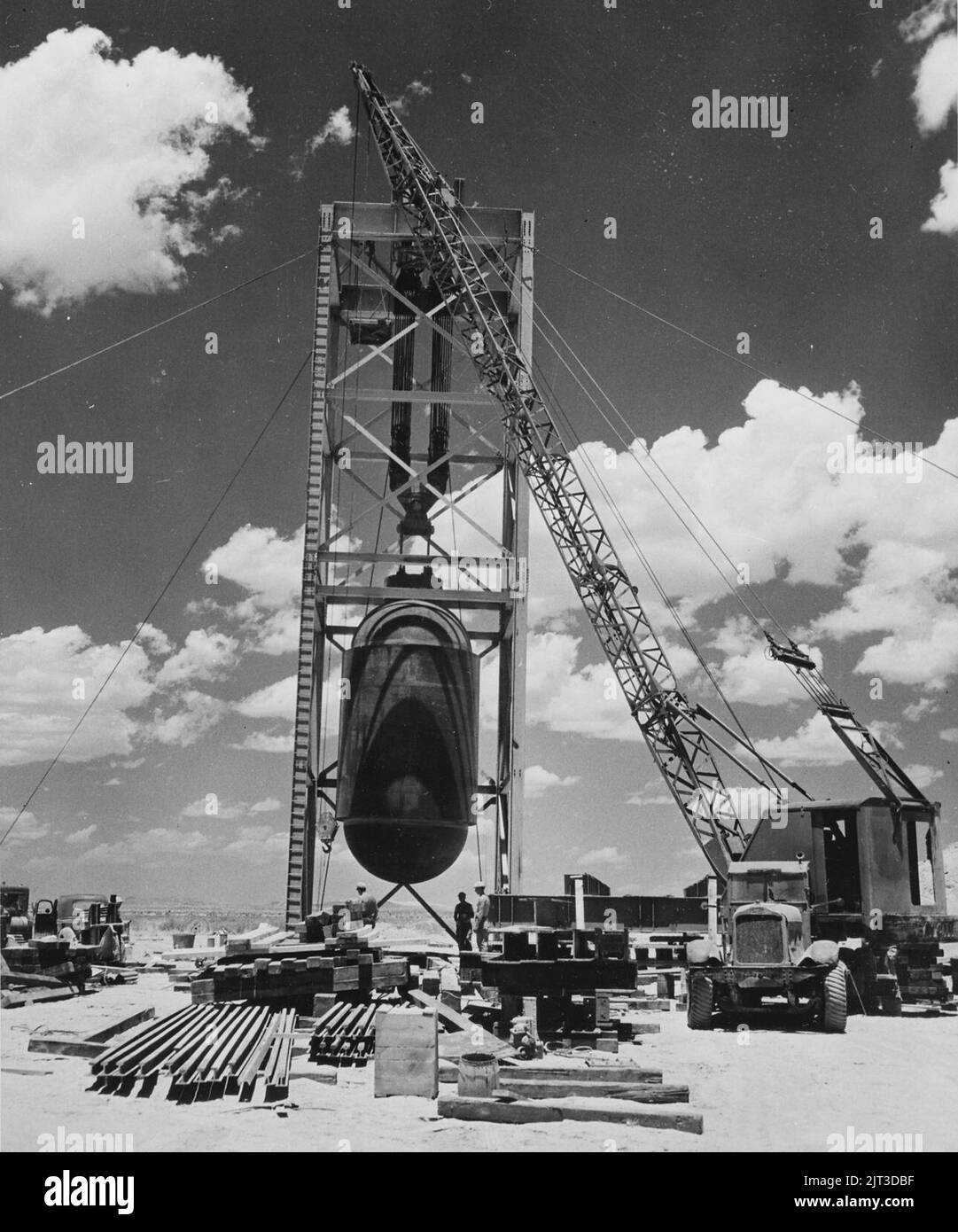 Trinity Test - Installation of Jumbo prior to the test Stock Photo - Alamy