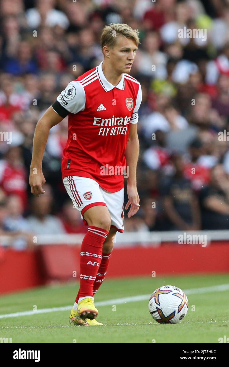 Martin odegaard ball hi-res stock photography and images - Alamy