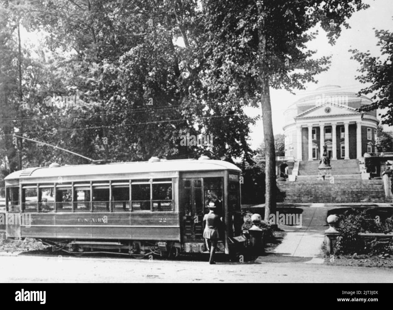Trolley in front of The Rotunda at the University of Virginia Stock ...