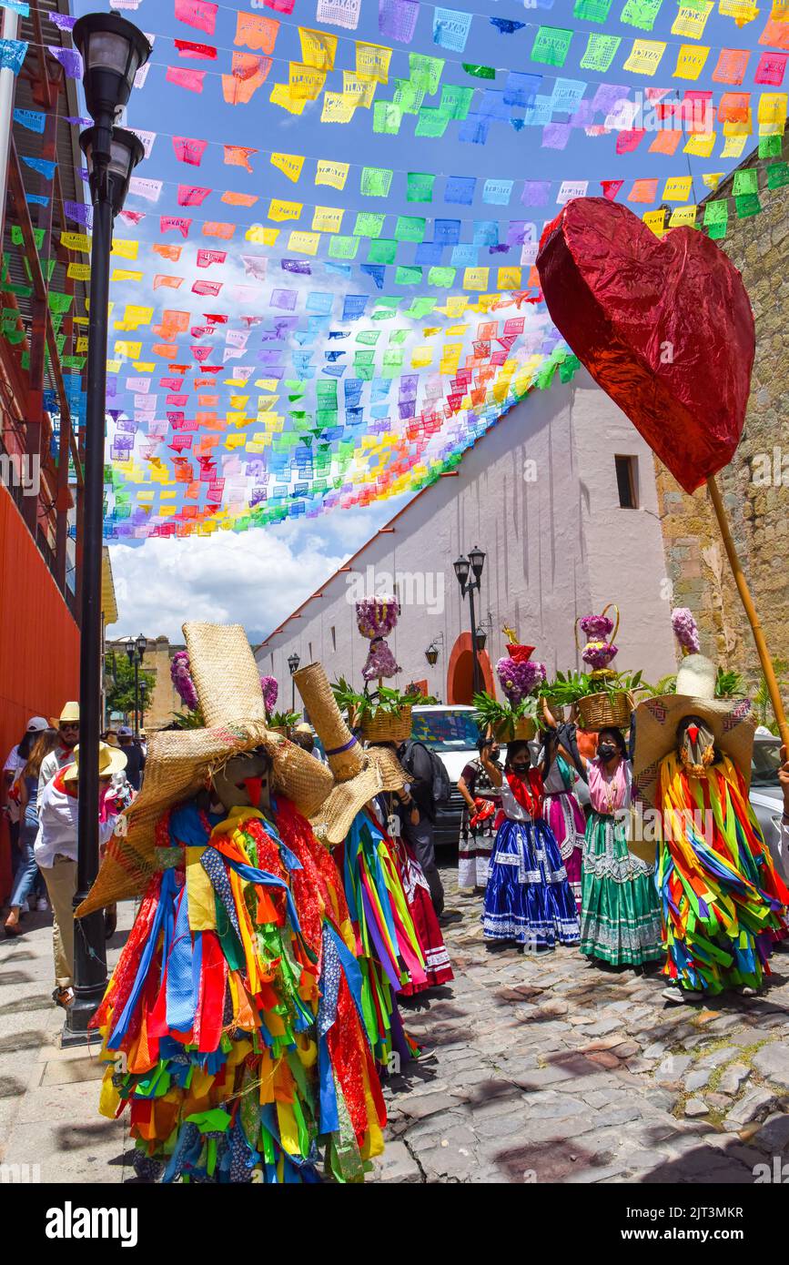 Performers disguised in Tiliche costumes at a parade called "Calenda de ...