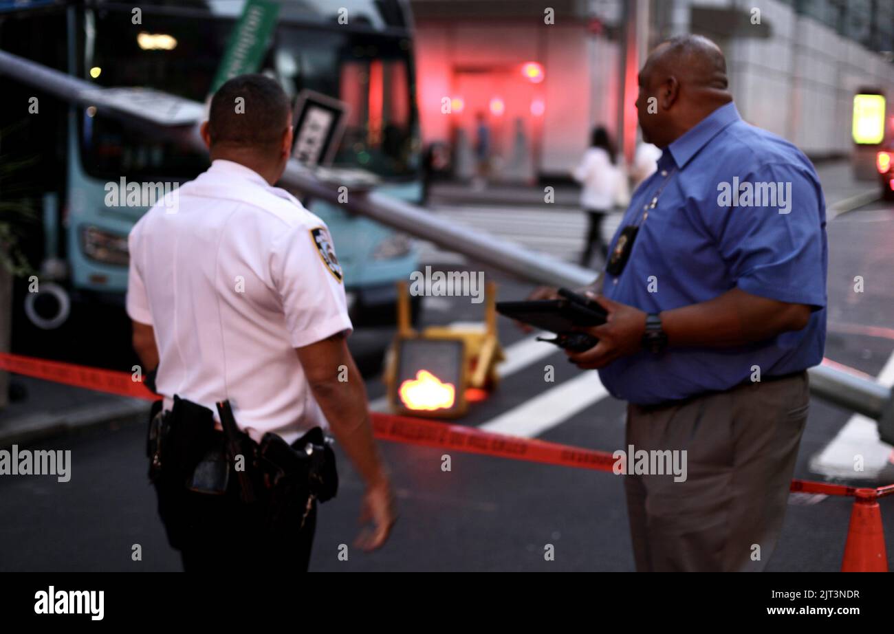 First responders accident scene hi-res stock photography and images - Alamy
