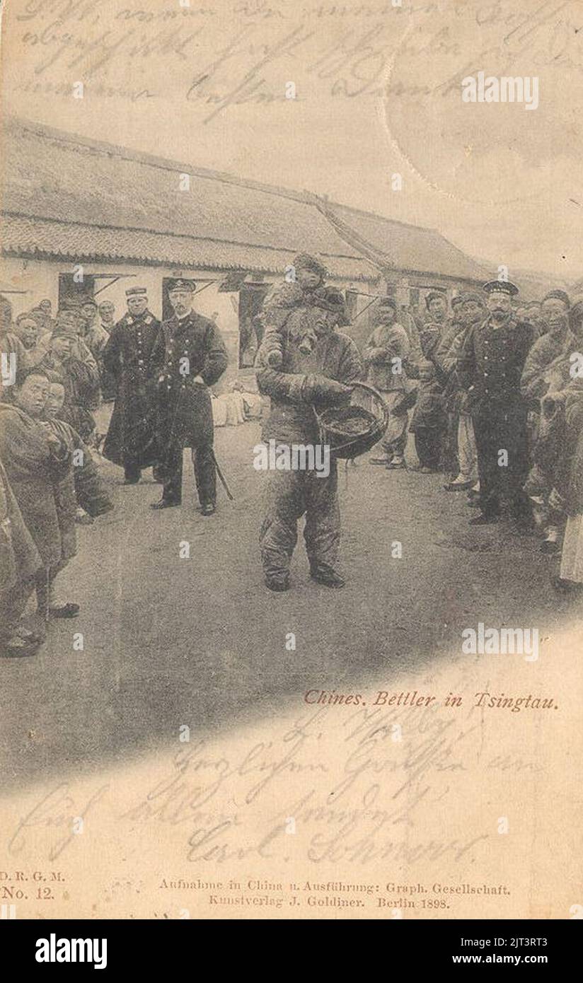 Tsingtau Postkarten ca 1900 Bettler Stock Photo - Alamy