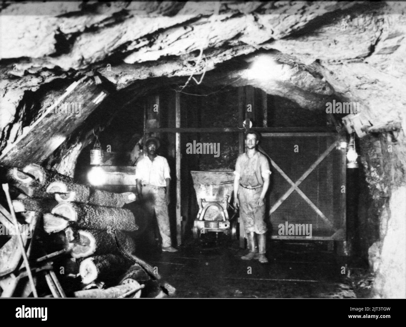Tsumeb Bergwerk Unter Tage Schachttuer Stock Photo - Alamy