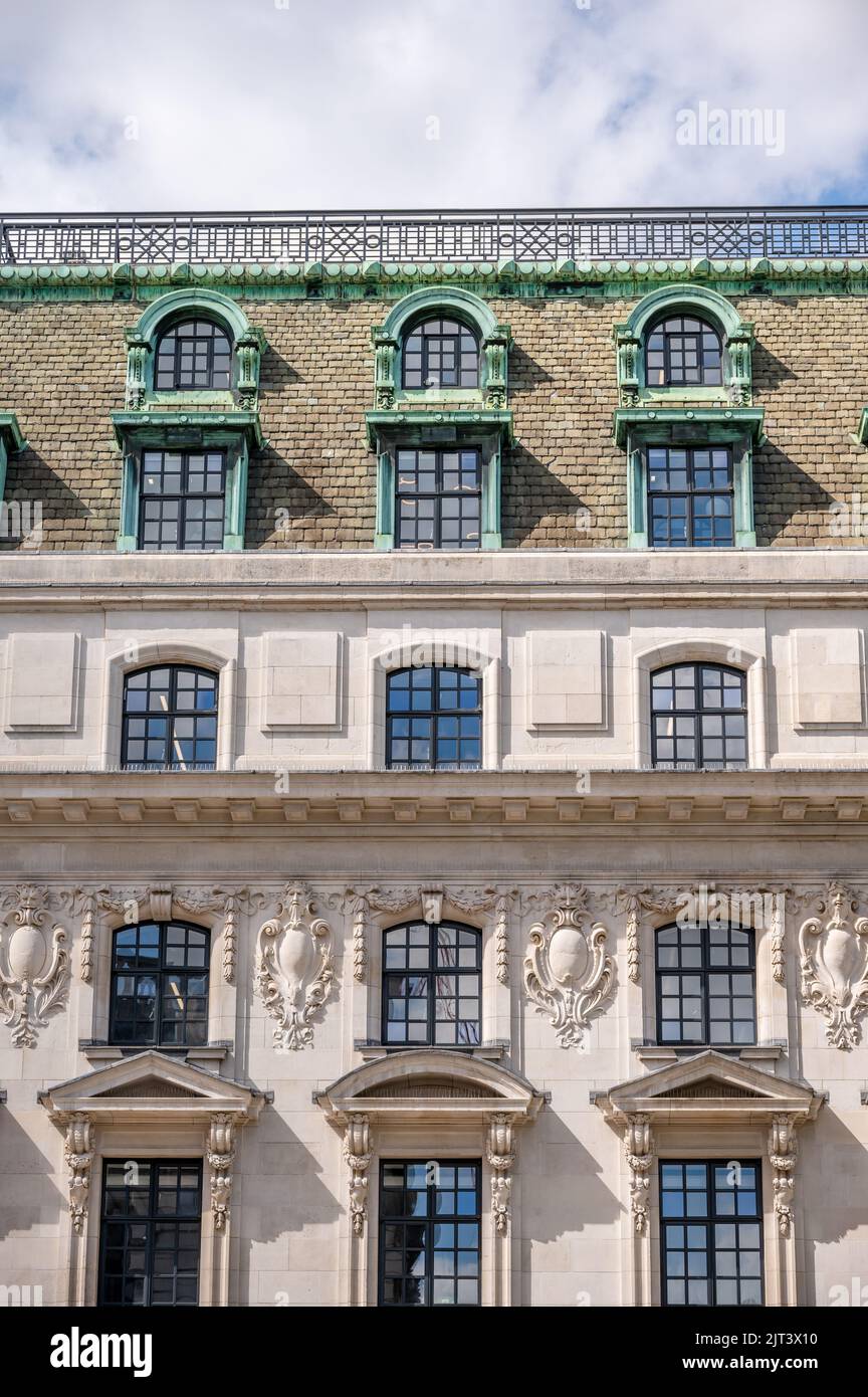 Exterior facade of typical commercial building in the city of London ...