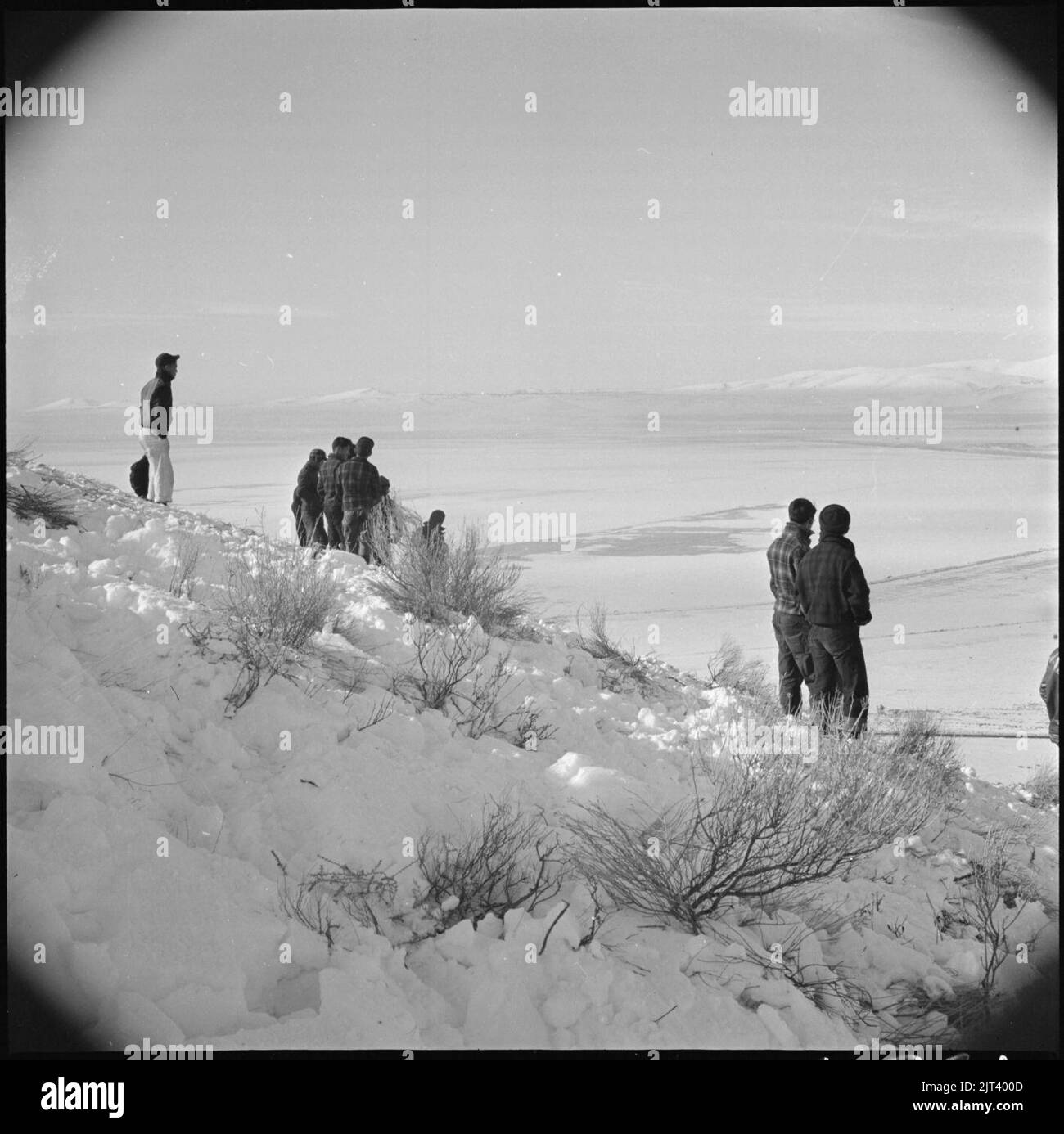 Tule Lake Relocation Center, Newell, California. A pleasant Sunday ...