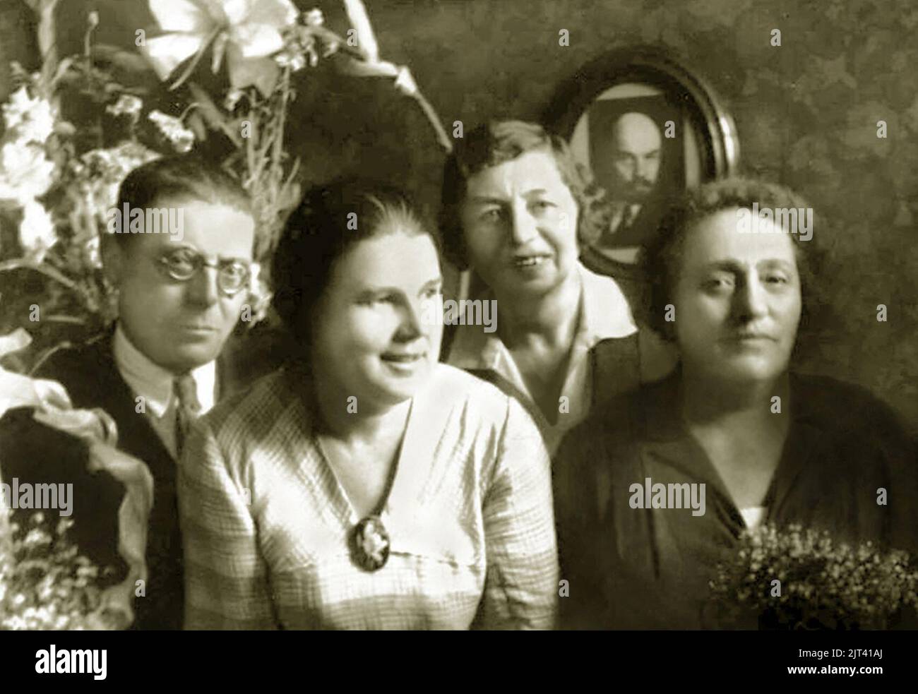 Tumarkin Efruss Michnik Mendeleva Stock Photo - Alamy