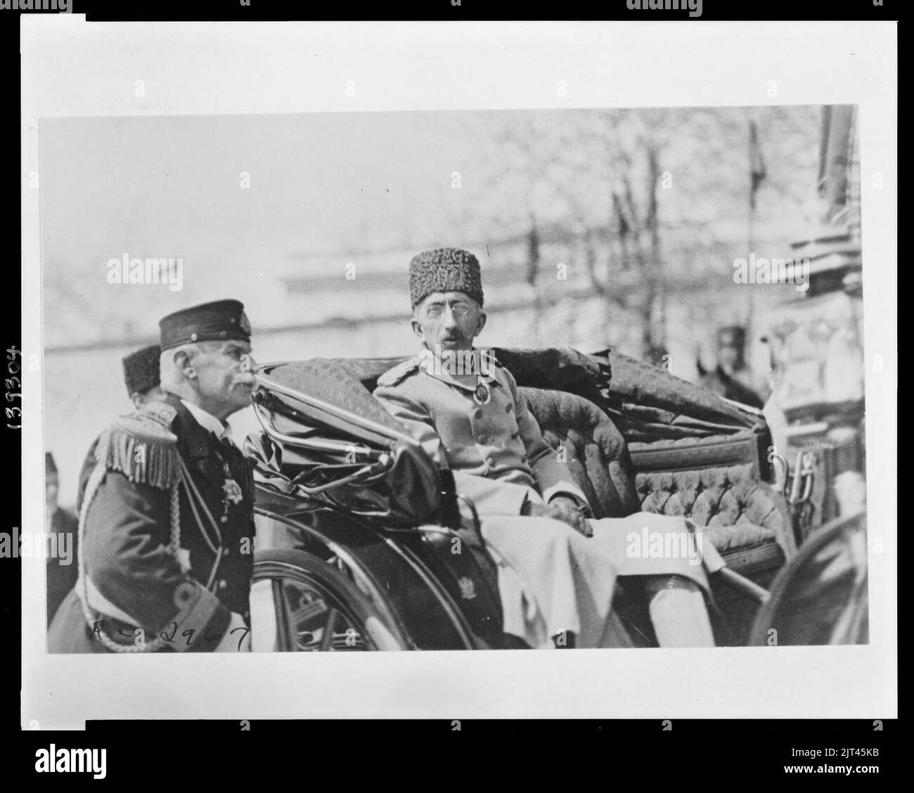 Turkish Sultan in Constantinople streets Stock Photo - Alamy