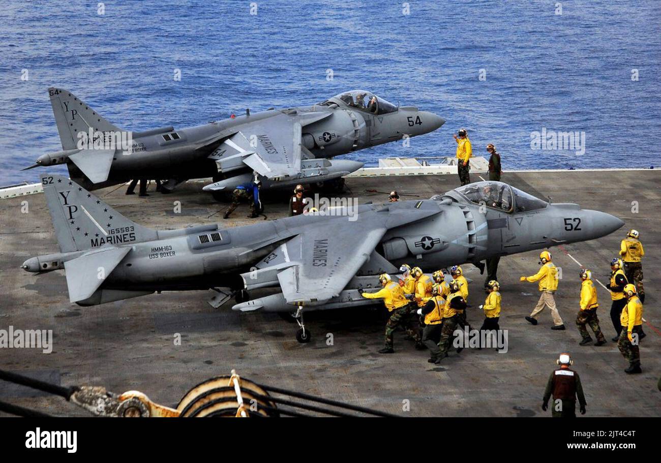 Two aircraft on USS Boxer (LHD 4 Stock Photo - Alamy