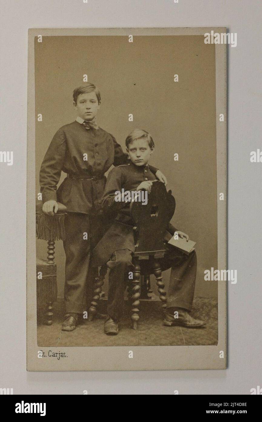 French boys hi-res stock photography and images - Alamy