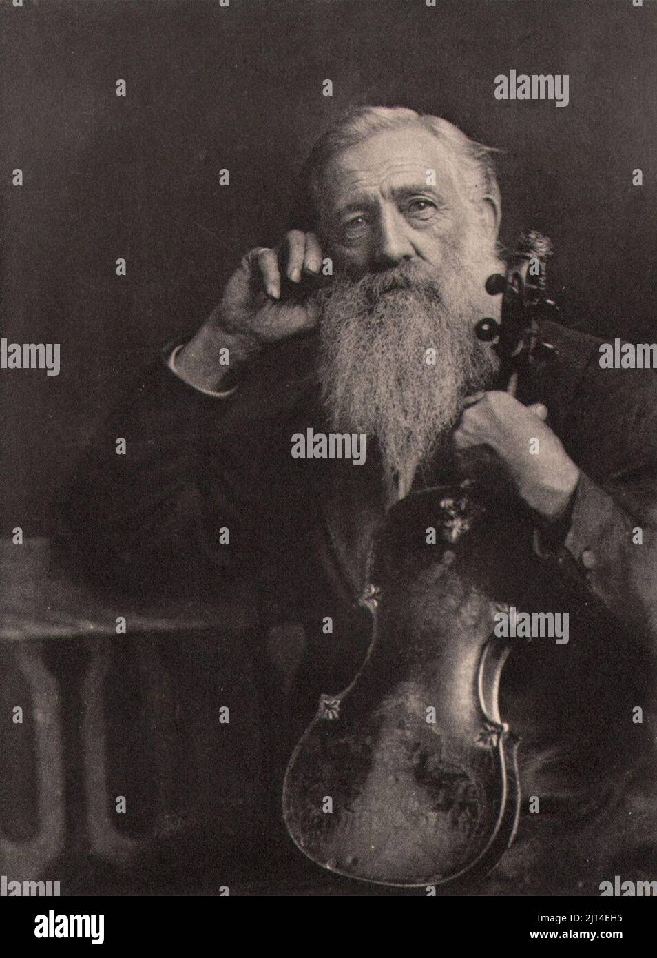 Old musical instruments hi-res stock photography and images - Alamy