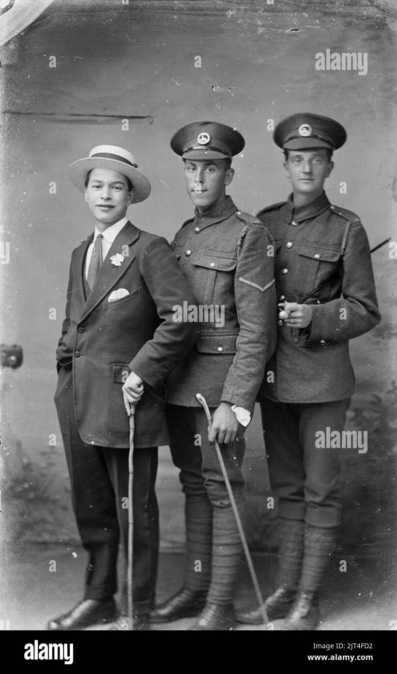 Two south wales borderers and a beau brummel (3891170 Stock Photo - Alamy