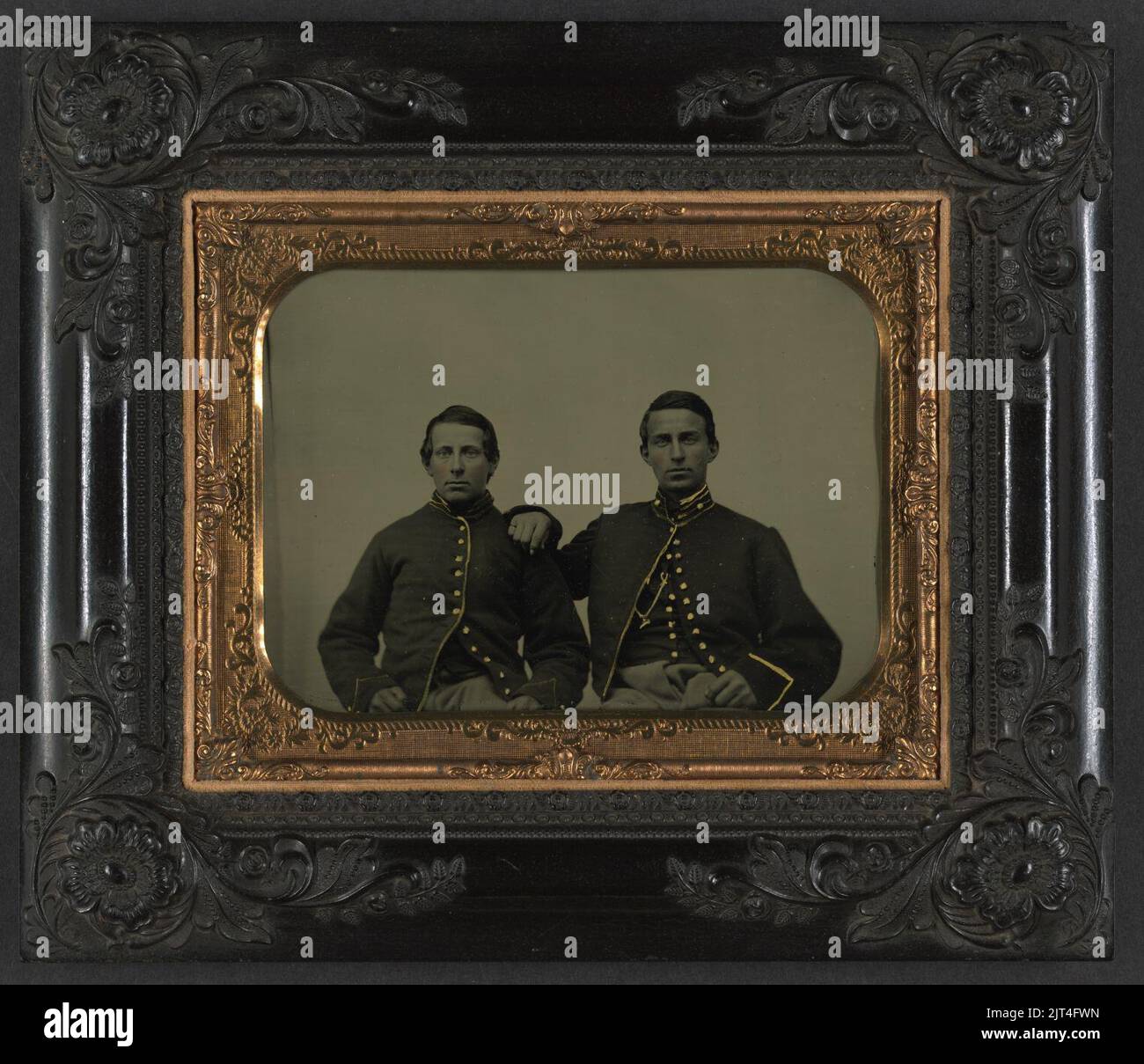 Two unidentified soldiers in Union uniforms Stock Photo - Alamy