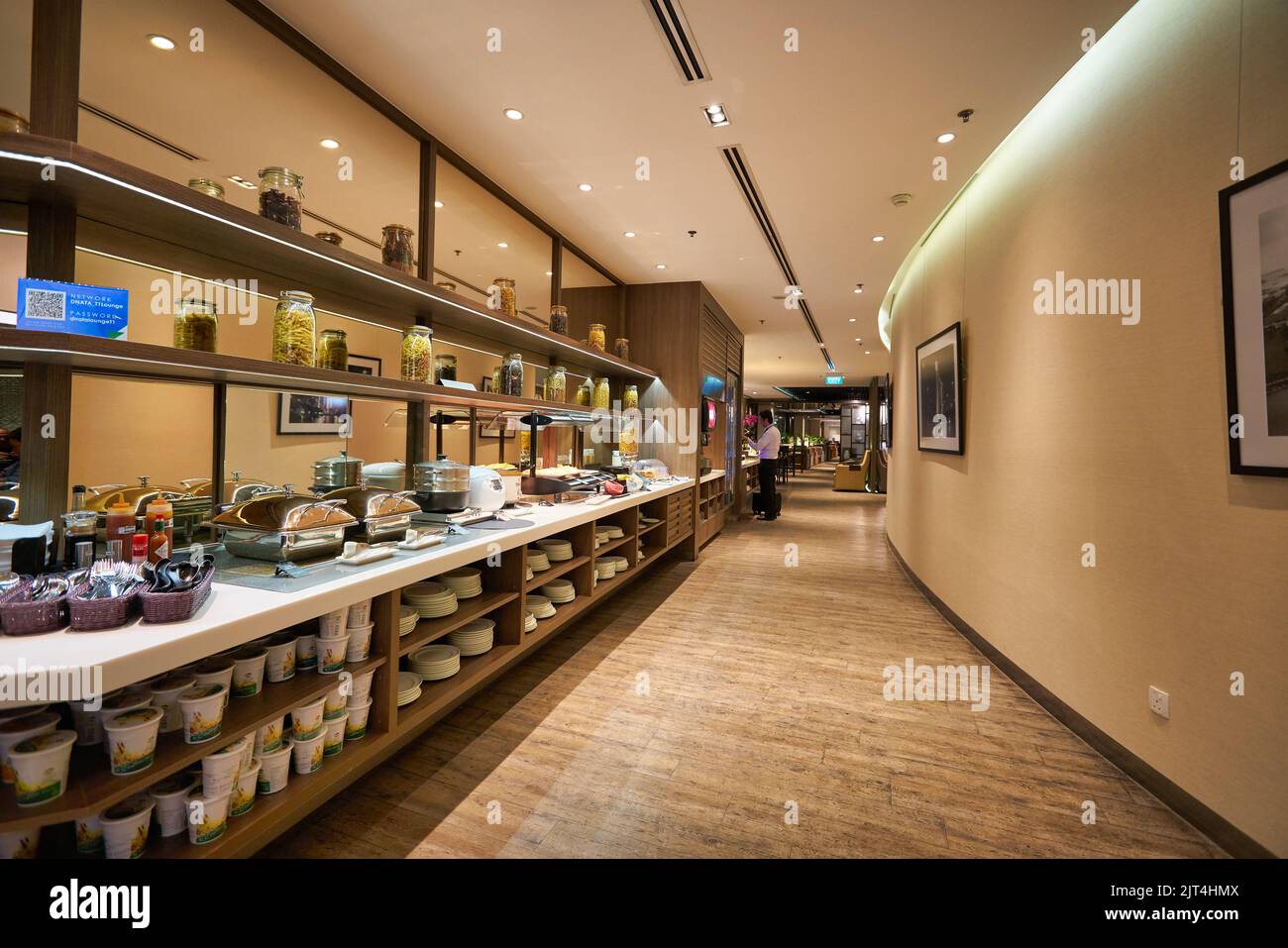 Dnata food hi-res stock photography and images - Alamy