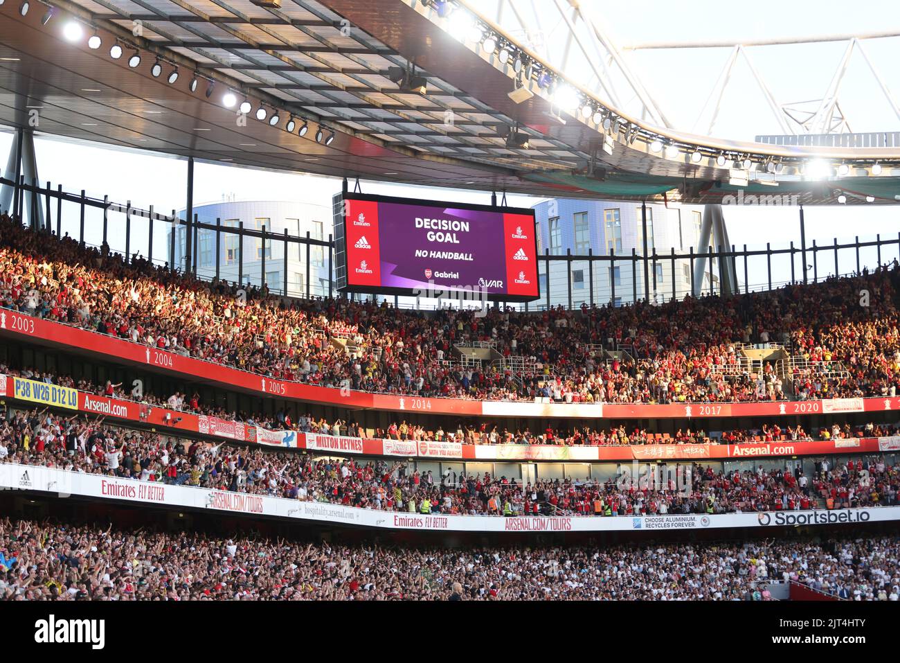 Arsenal emirates goal 2022 august hi-res stock photography and images ...