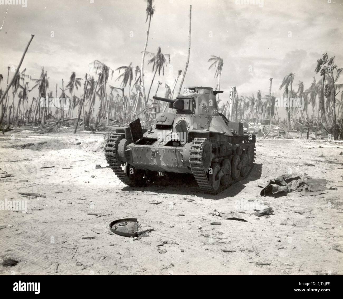 Type 95 light tank Tarawa 1943 127-gr-18-128-64077 001-ac Stock Photo ...