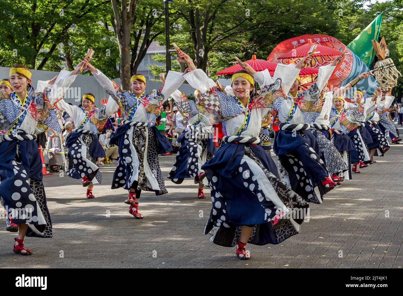 Tokyo, Japan. 27th Aug, 2022. Dancers perform at the Harajuku ...