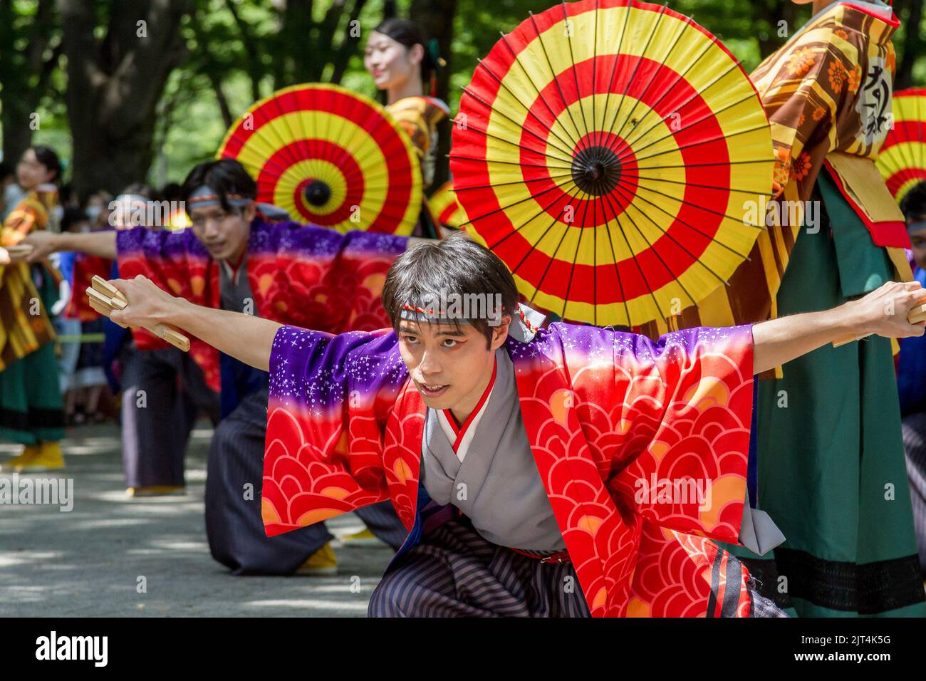 A Japanese man performs at the Harajuku Omotesando Super Yosakoi Dance ...