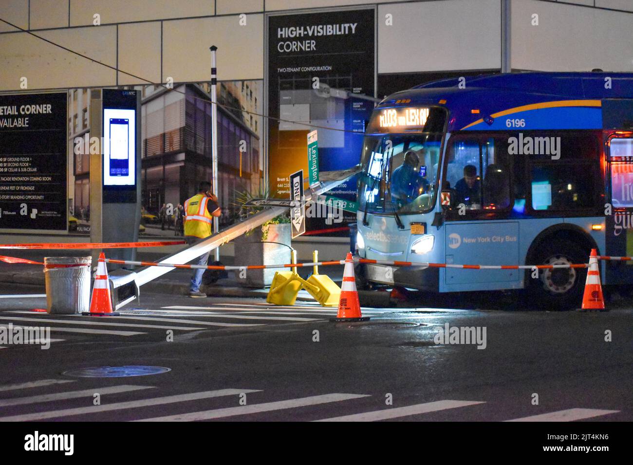 Bus crash new york hi-res stock photography and images - Alamy