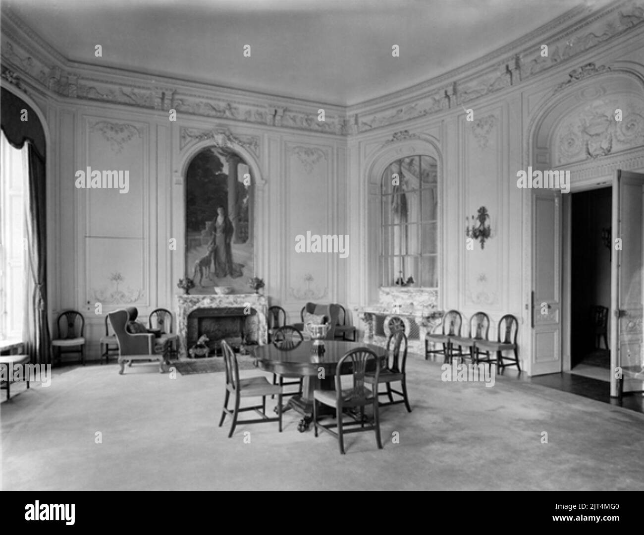 Tyringham hall hi-res stock photography and images - Alamy