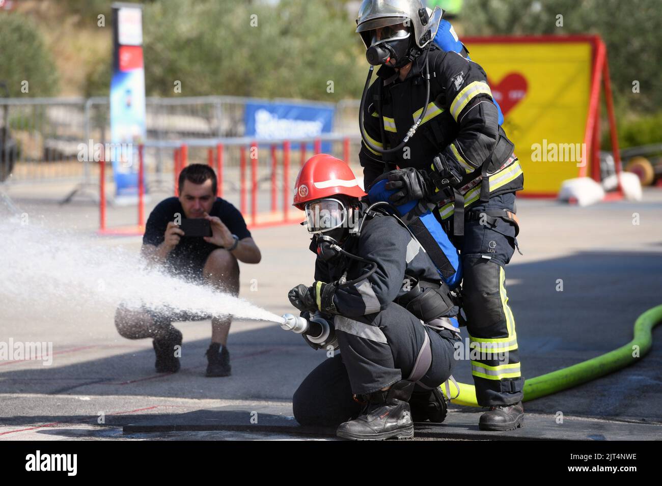 Memorial firefighting competition hi-res stock photography and images ...