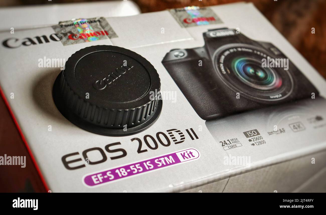 Canon EOS 200D II Stock Photo - Alamy