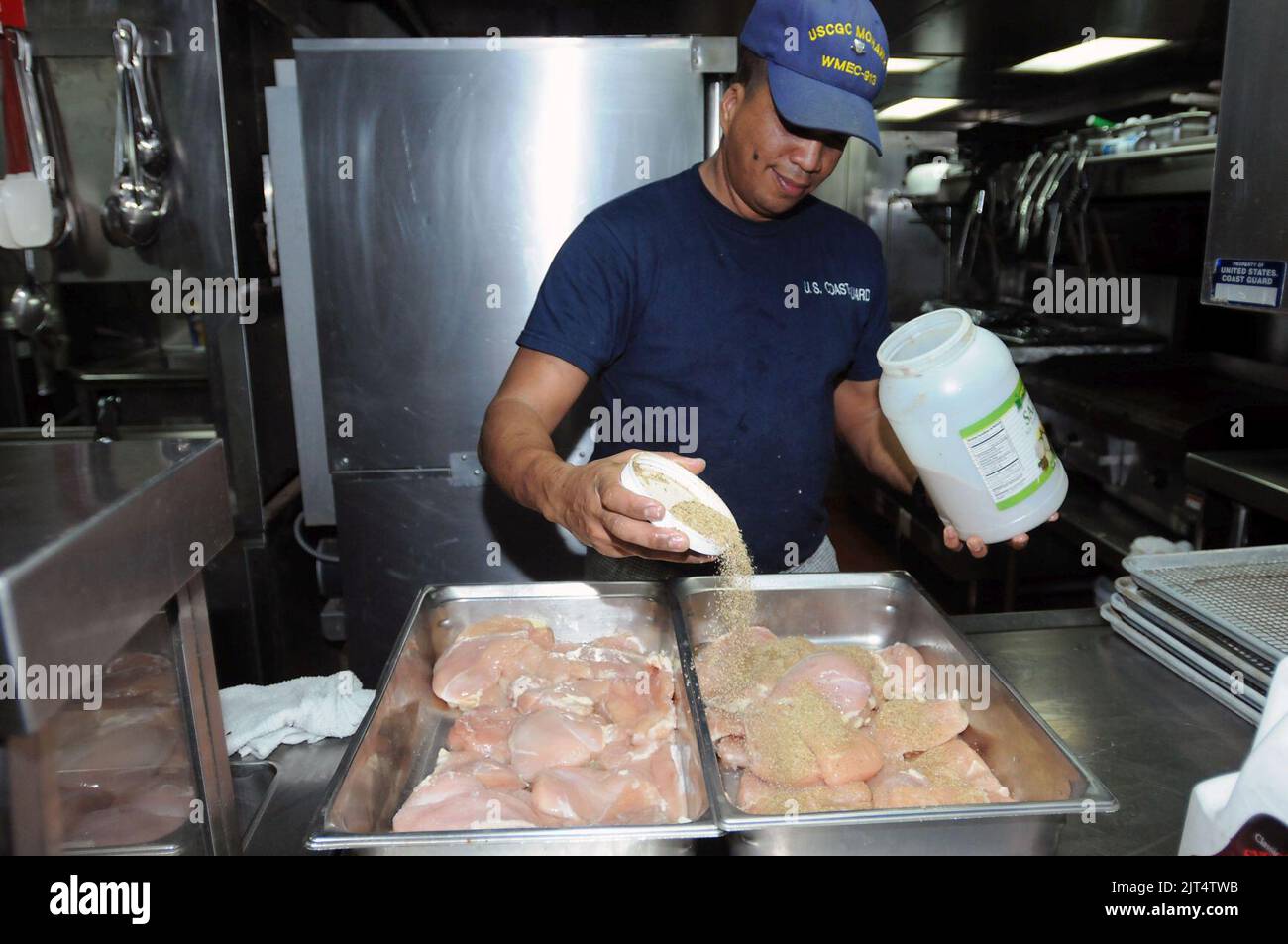 U.S. Coast Guard cutter Mohawk in Guantanamo Bay Stock Photo - Alamy