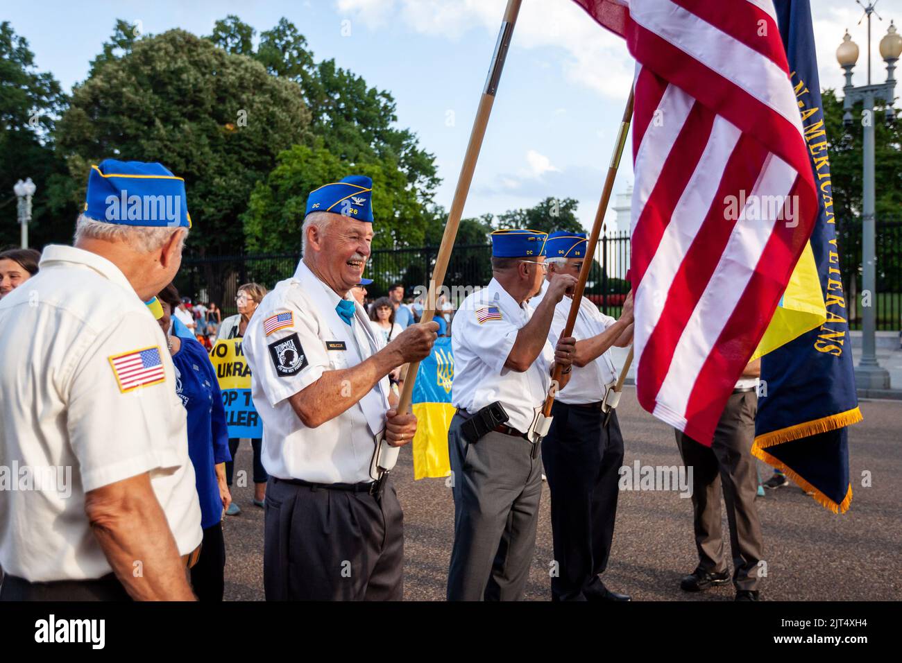Ukrainian veterans of war hi-res stock photography and images - Alamy