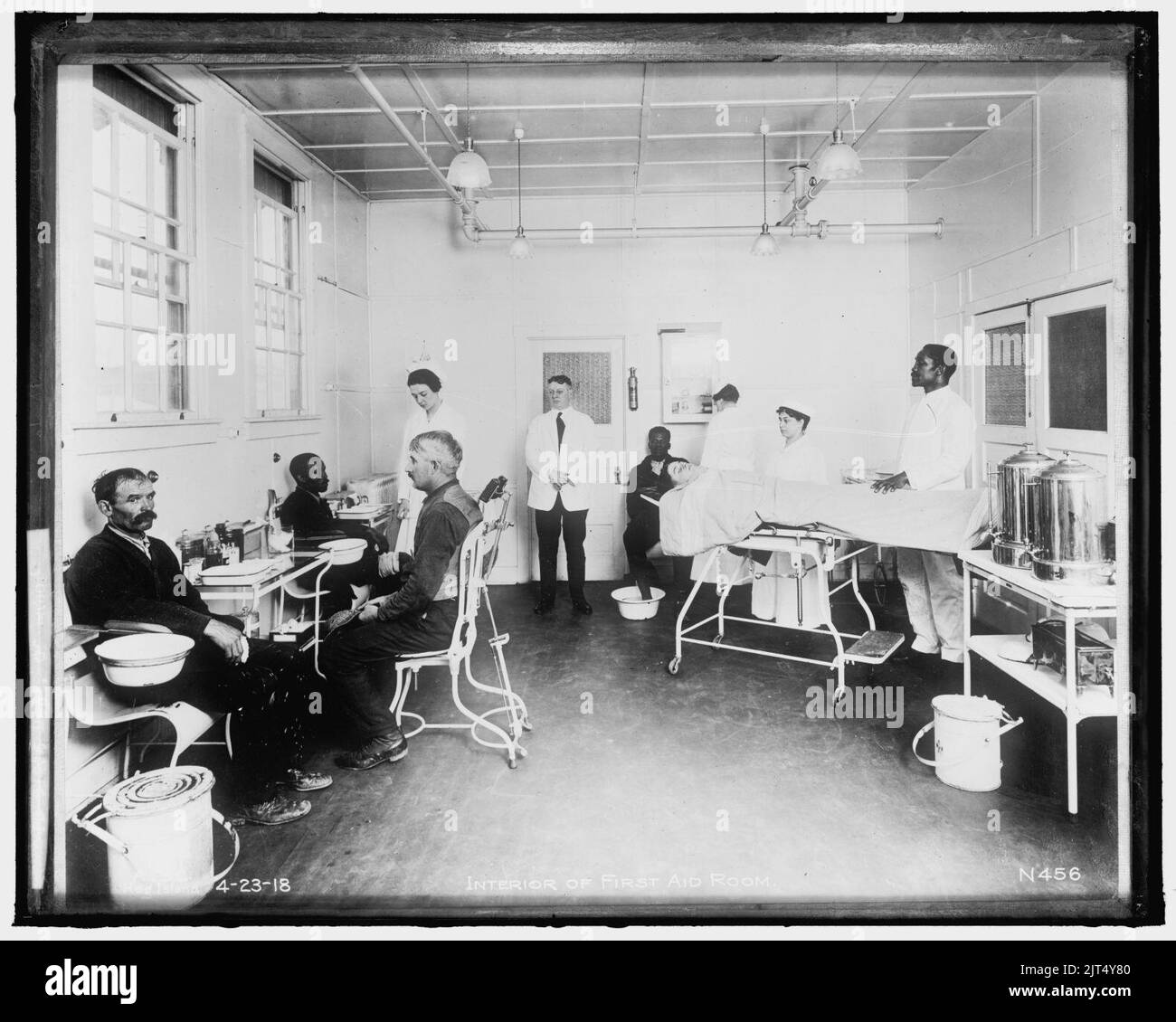 Labor u Black and White Stock Photos & Images - Alamy